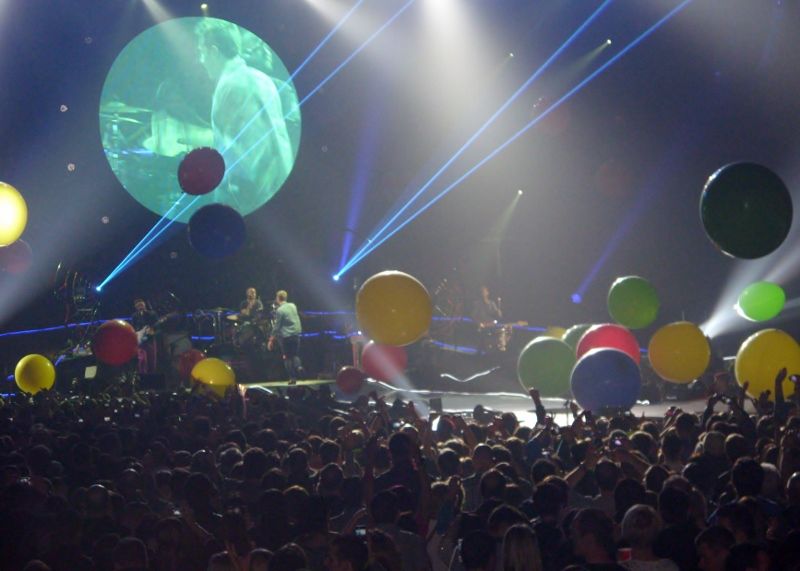 Lost! (complete with balloons!) - Coldplay Timeline