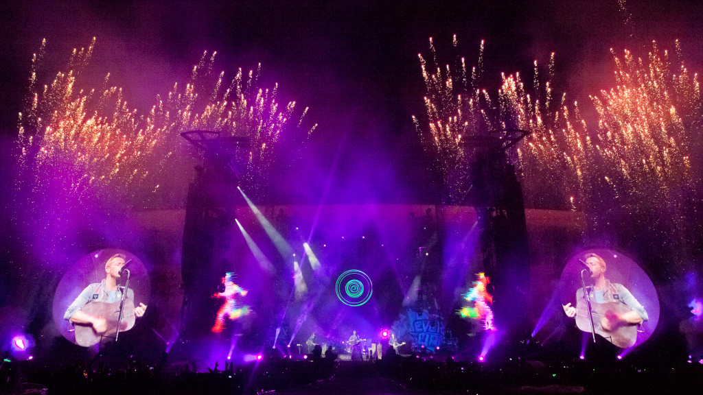 MX tour photos - Coldplay Timeline