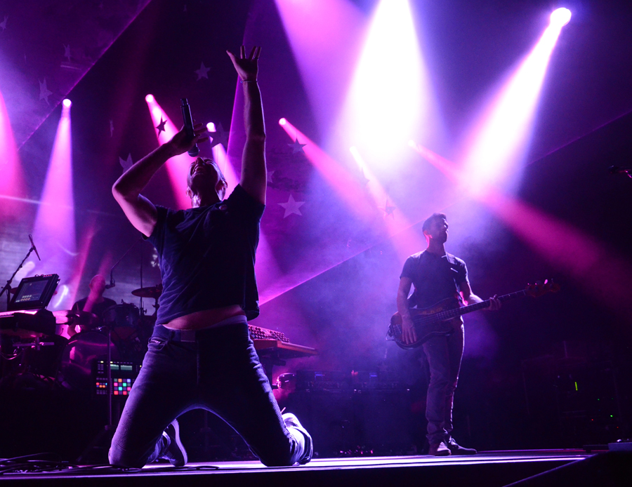 BMW Welt Auditorium - Coldplay Timeline